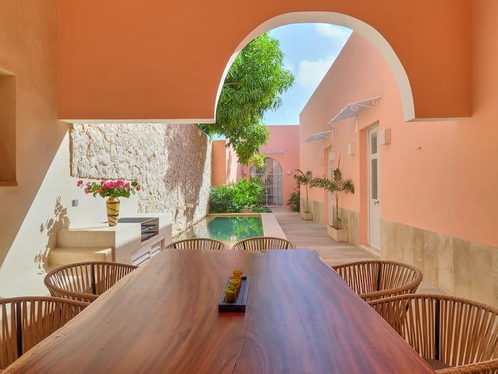 Casa De Los Platos  -  Yutatan Home Rentals - Mérida
