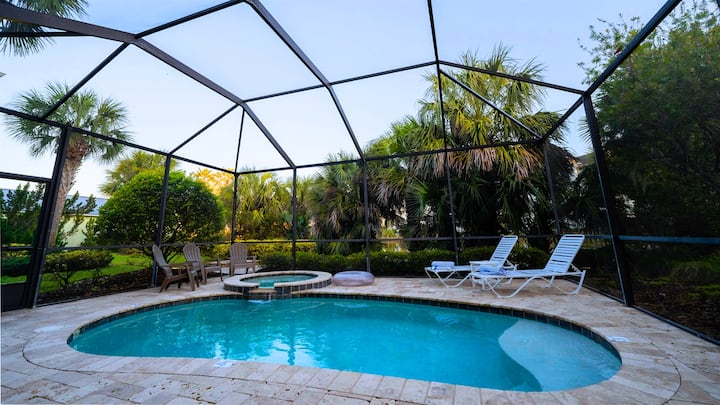 Ocean Hammock Escape | Sleeps 14 + Pool & Hot Tub - Palm Coast, FL