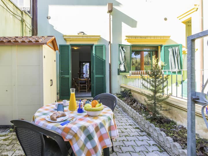 Casa Fenix By Interhome - Cecina