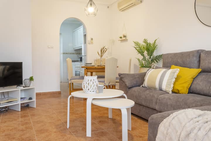 Magnifique Bungalow Avec Piscine - Los Montesinos