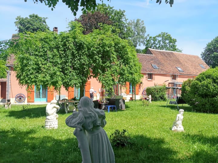 Maison à Charny-orée-de-puisaye - Courtenay, France
