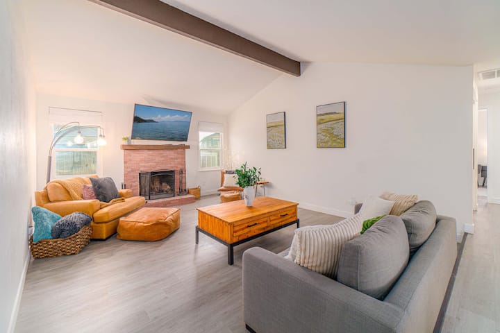 Cozy Family Haven In Sparks - Pet Friendly - Fence - Sparks, NV