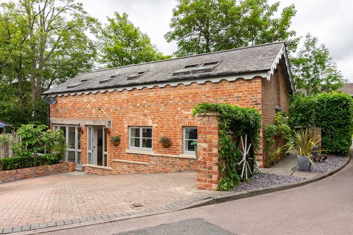 Luxury -Chelt Walking-2bed-long Stays-parking - Cotswolds