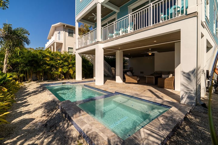 Rooftop Deck With Views - Somewhere In The Sun - Bradenton Beach