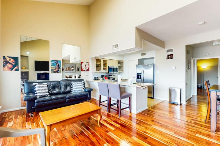 1br Water-view/front With Pool & Balcony - Seabrook, TX