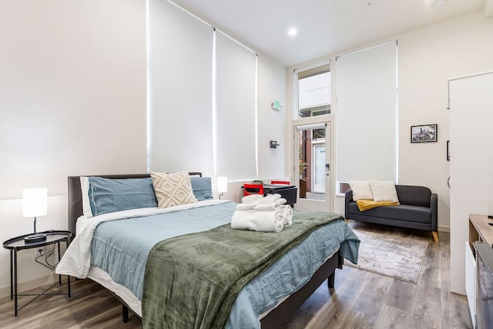 Cozy Studio | Own Bath | Heart Of Fremont - Ballard - Seattle