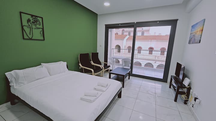 Stay: Olive Studio| Next To The City Center - 利馬索爾區
