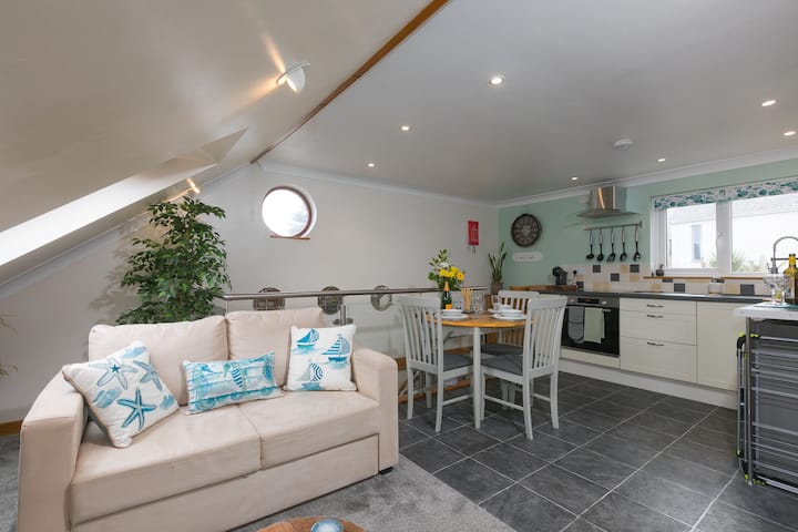 Trevayla – On-site Parking – Garden - St Ives