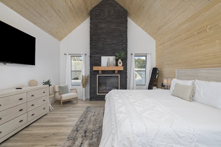 King Suites|bunk Room|ensuite Baths| Attractions - Branson, MO