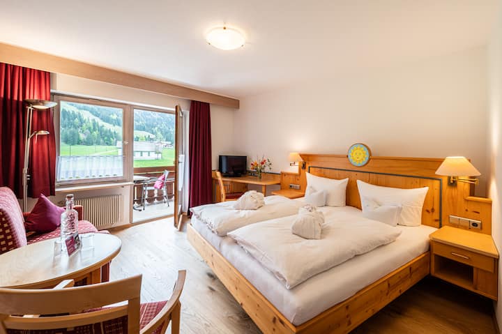 Doppelzimmer Mit Balkon & Gipfelblick - Oberstdorf