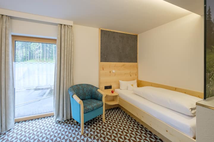 Einzelzimmer Mit Bergblick - Oberstdorf