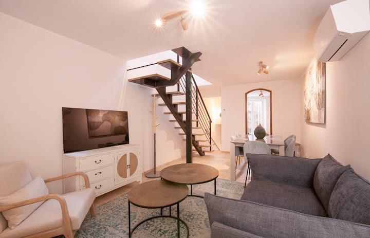 Breathtaking Townhouse In The Heart Of St-tropez - Saint-Tropez