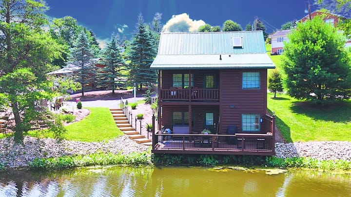 Cubby's Cove At Water's Edge Cabins - Berlin, OH