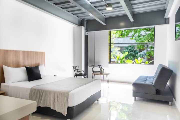Cozy One-bedroom Apartment In Medellín - Bello