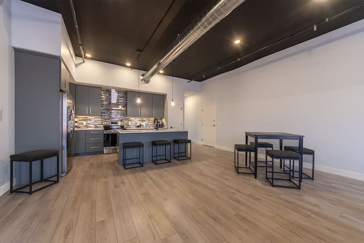 Luxury City Lofts - Short Distance To Lake Mi - Fennville, MI