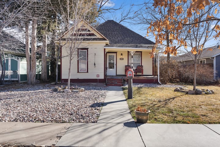 Loveland Boho Bungalow - Loveland, CO