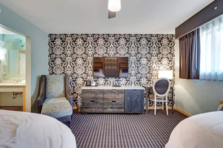 3 Peaks Resort Beach Club Deluxe Double/double - South Lake Tahoe, CA