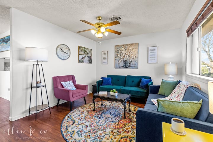 Grill & Patio, Workers Welcome! Large Dining Table - Abilene, TX