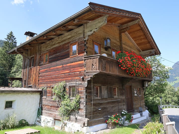 Chalet Rustique à Alpbach, 1 Km Du Téléski - Alpbach