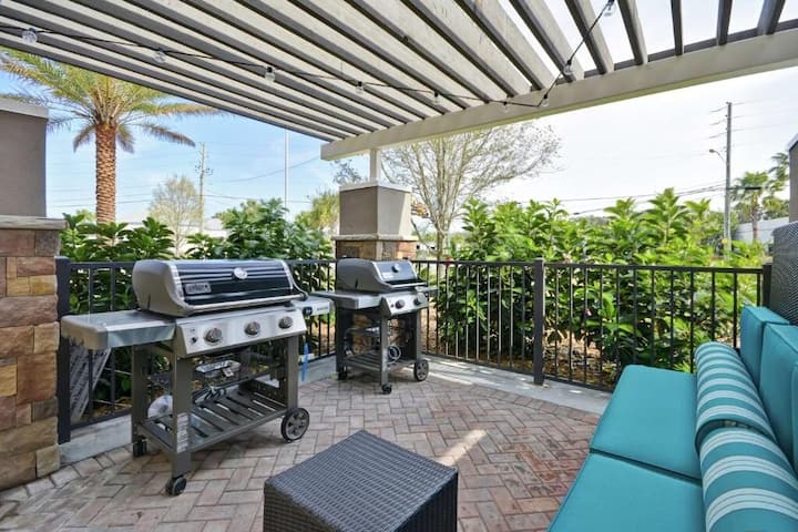 St. Simons Pet-friendly Oasis: 2 Units,onsite Pool - Brunswick, GA