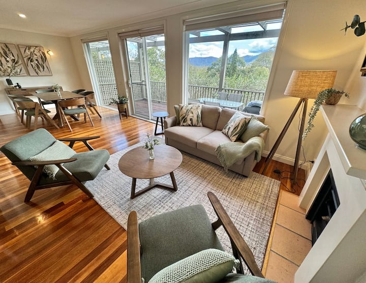 Villa  2br Mountain View Villa Within Cypress Lake - Hunter Region