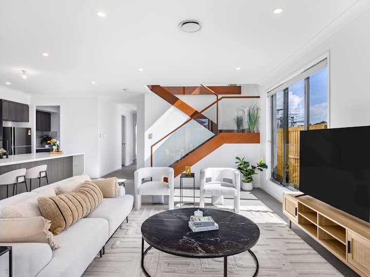 2024 Brand-new 5br Comfort House In Sunnybankhills - Brisbane