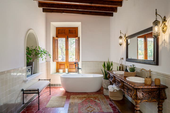 (15min Sma Downtown) ! Vineyard Master Suite - San Miguel de Allende