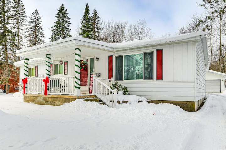 Boyne City Retreat Near Beaches & Mtn Resort! - Boyne City, MI