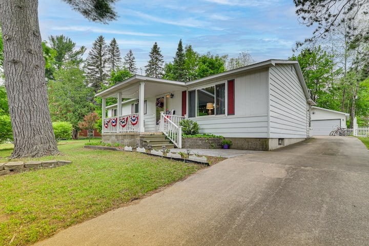 Boyne City Retreat Near Beaches & Mtn Resort! - Boyne City, MI
