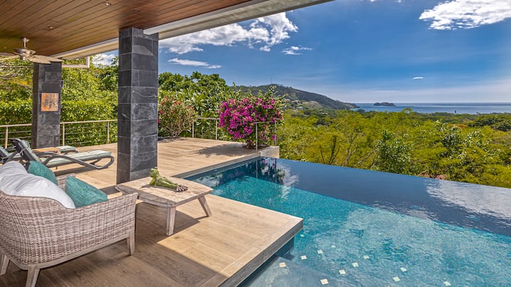 Oceanview Villa - Infinity Pool - Gated Community - Playa Hermosa