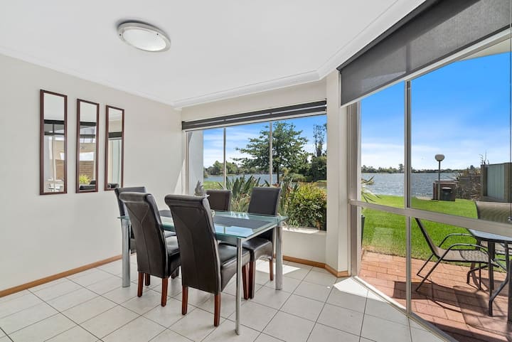 Yarrawonga Lakeside Apartment 49 - Mulwala