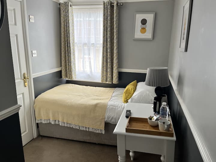 Single Ensuite At The Ship Hotel - Dungeness