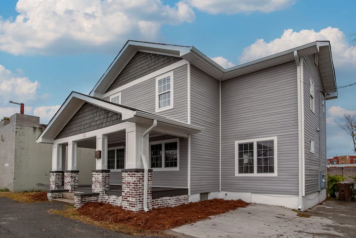 Knox Retreat: 4br Home Downtown Knoxville - Knoxville, TN