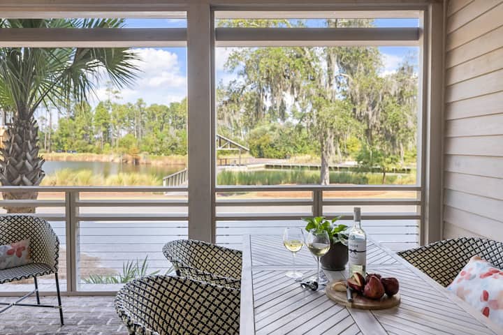 Lake Views + Walk To Restaurants - Bluffton, SC