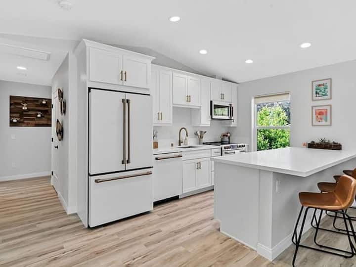 *The Quaint Cardiff Hideaway | Pack N Play Ready!* - Encinitas, CA