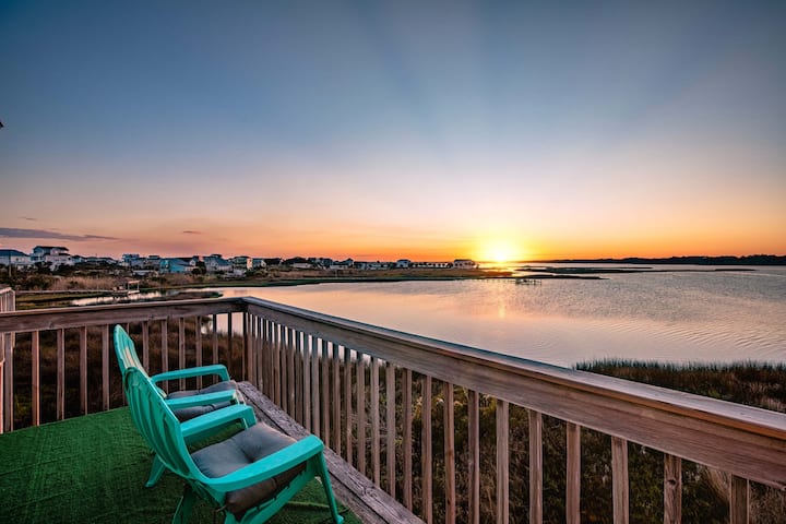 Peaceful Sound View Oasis, Steps To Pool & Beach! - Topsail Island, NC