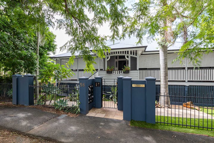 Quiet New Farm Hideaway | Walk To Everything - Balmoral
