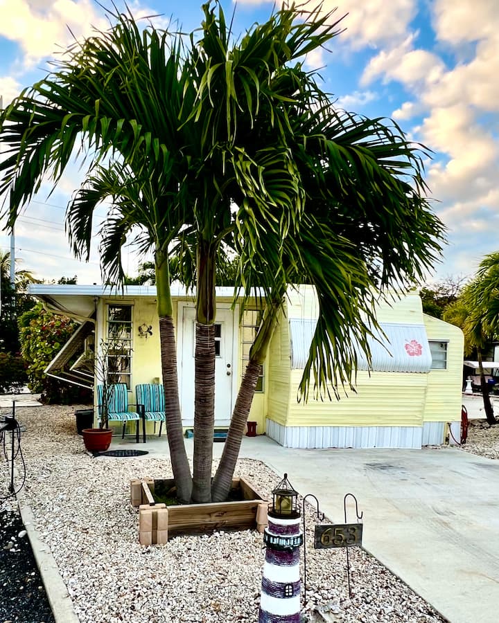 Coconut Cottage #653 - Oceanfront Community - Cudjoe Key, FL