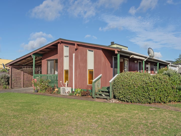 Golden Days - Whitianga Holiday Home - Whitianga