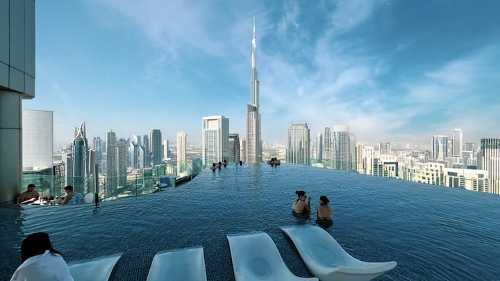 Sea And City Views | Infinity Pool | High Floor 2b - Dubai
