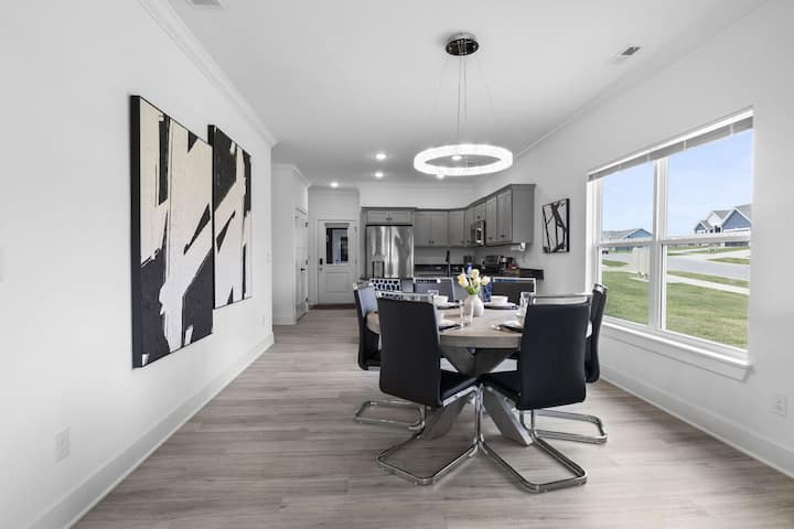 Equus: Work Friendly & Near Downtown - Louisville, KY