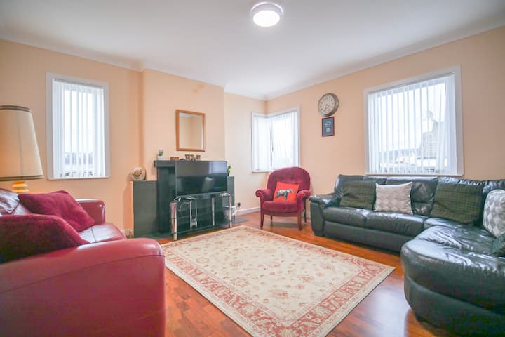 Telford St 4 Bedroom House - Inverness - Inverness