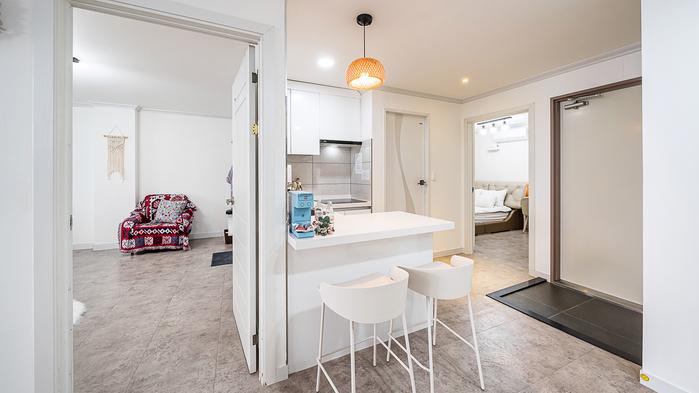 Spacious and comfortable room, family group - Pensions (South Korea ...