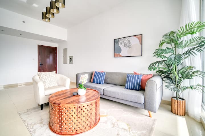 Cozy 2 Bdr | Balcony | Tecom | Near Dic Metro - Dubaï