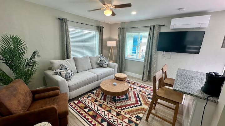 Turtle Nest 3 - Quick Walk To Beach - Fort Myers Beach, FL