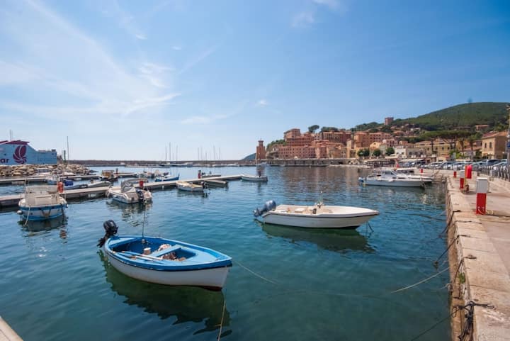 Il Sasso Casina In Centro A Rio Marina - Rio