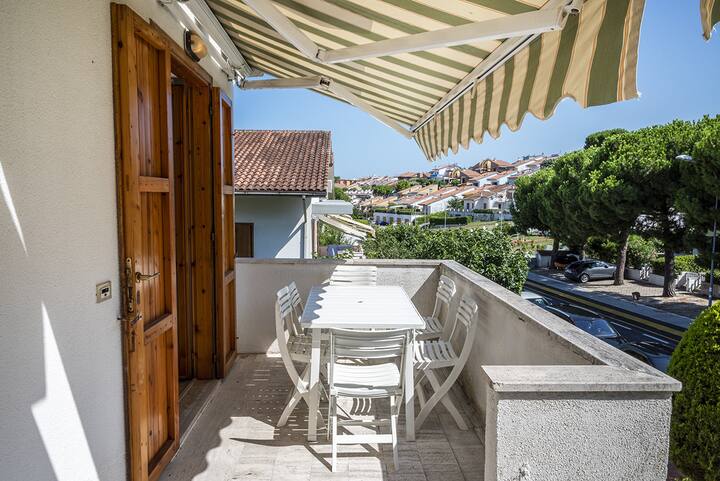 M371 - Marcelli, Apartment With Terrace - Loreto