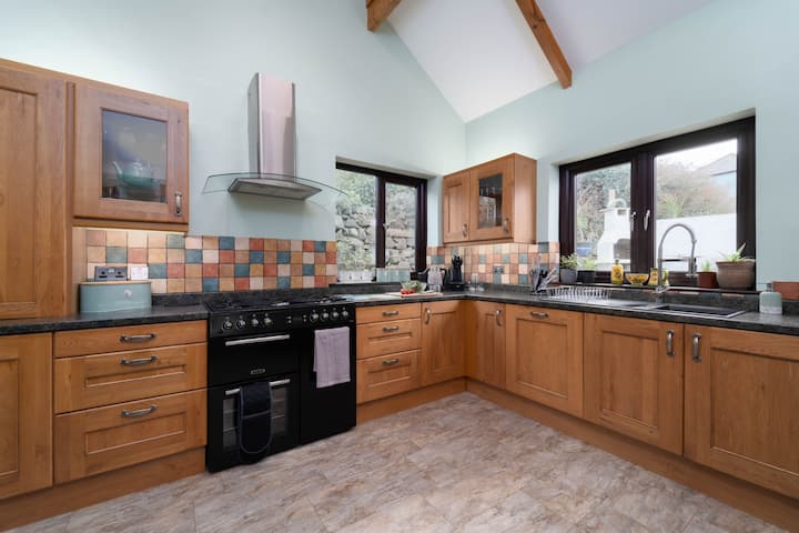 Trevenys – On-site Parking For Two - Outside Space - Saint Ives