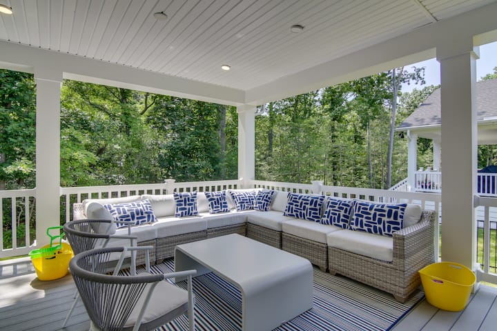 Beach House W/ Deck & Pool Access In Rehoboth - Delaware