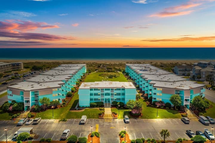 Oceanview Condo With Pool - Seaspray Condos Ab - Beaufort, NC